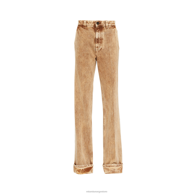 Ungdomsenergi fra Miu Miu Norge store